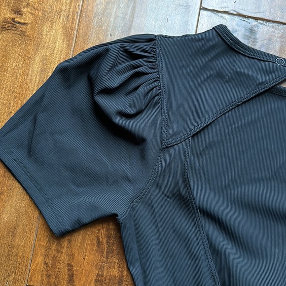 G. Label | Tops | G Label Goop Black Puff Sleeve Bodysuit Sz Small ...